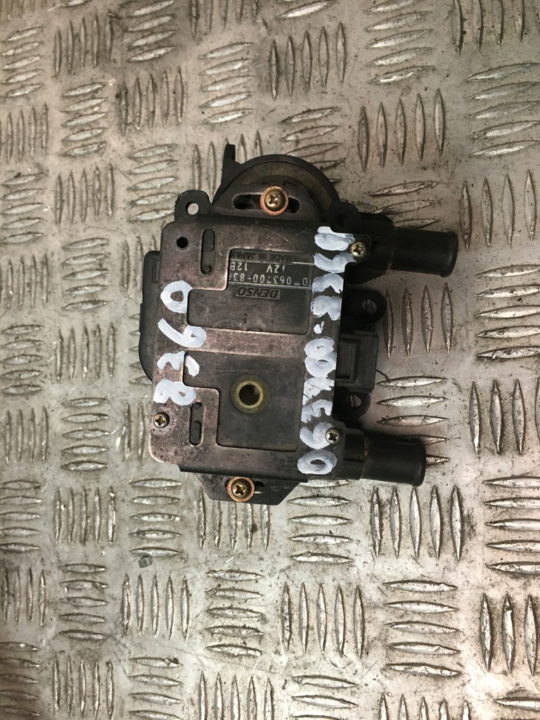 SILNICZEK NAGRZEWNICY 063700-8360 PREVIA II 00-06 - 11564387325 ...