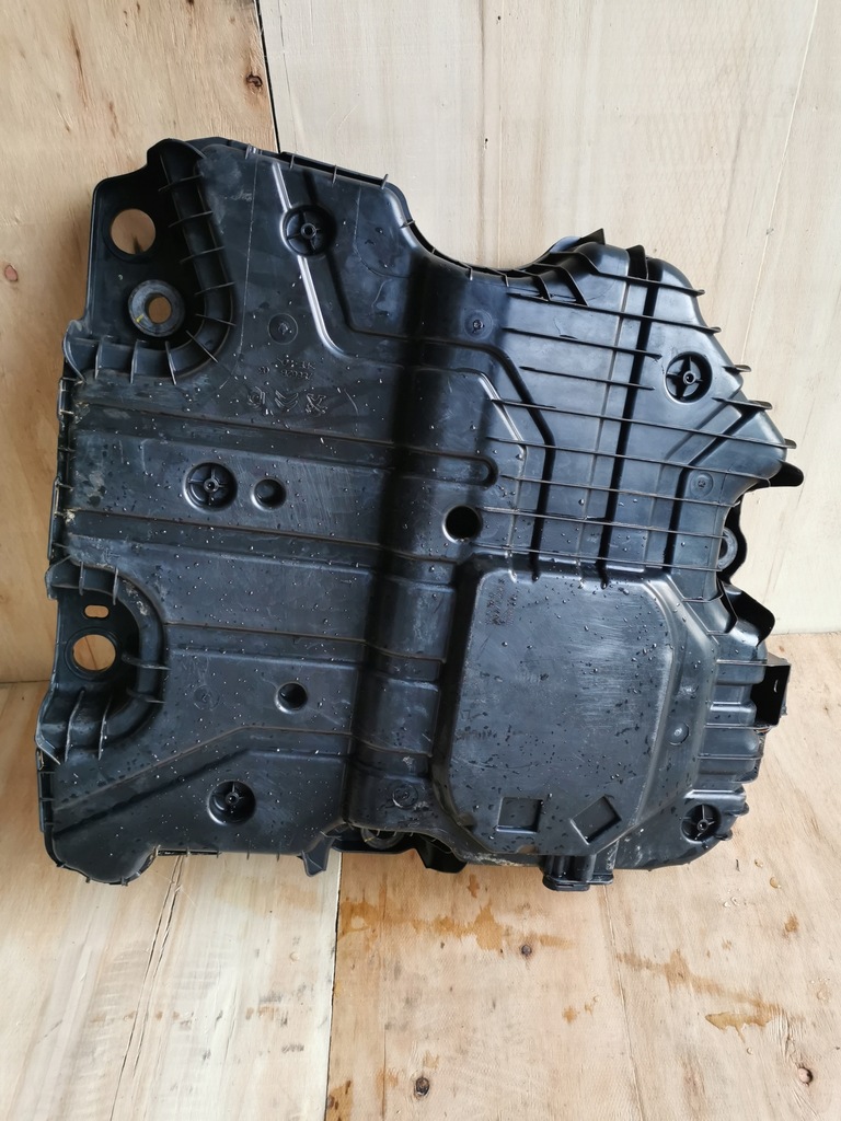 Zbiornik AdBlue Peugeot 78662B 12678023 9807475680 - 12004011500 ...