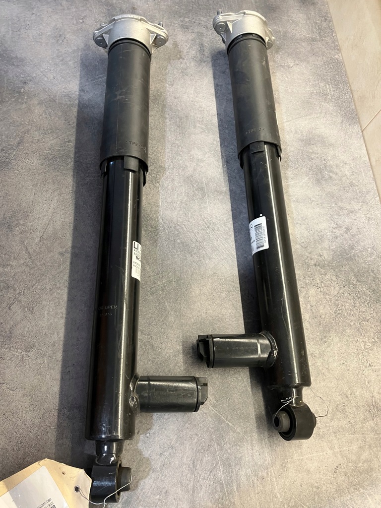 MERCEDES W218 CLS AMORTYZATOR AIRMATIC A2183200130 - 12357801053 ...