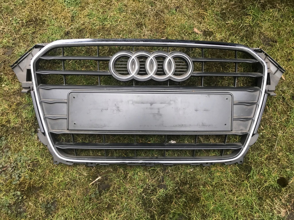 AUDI A4 B8 8K0853651E GRILL ATRAPA 8K0853651F - 8978317378 - oficjalne archiwum Allegro