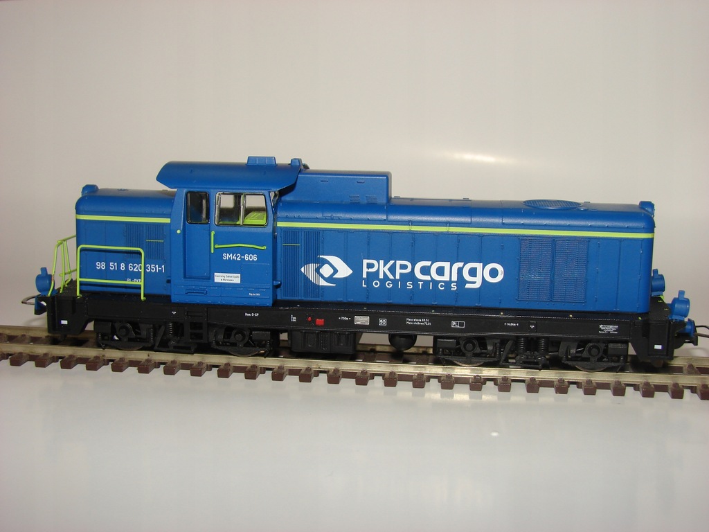 HO- LOKOMOTYWA SPALINOWA SM 42 PKP CARGO PIKO - 12640828148 - oficjalne archiwum Allegro