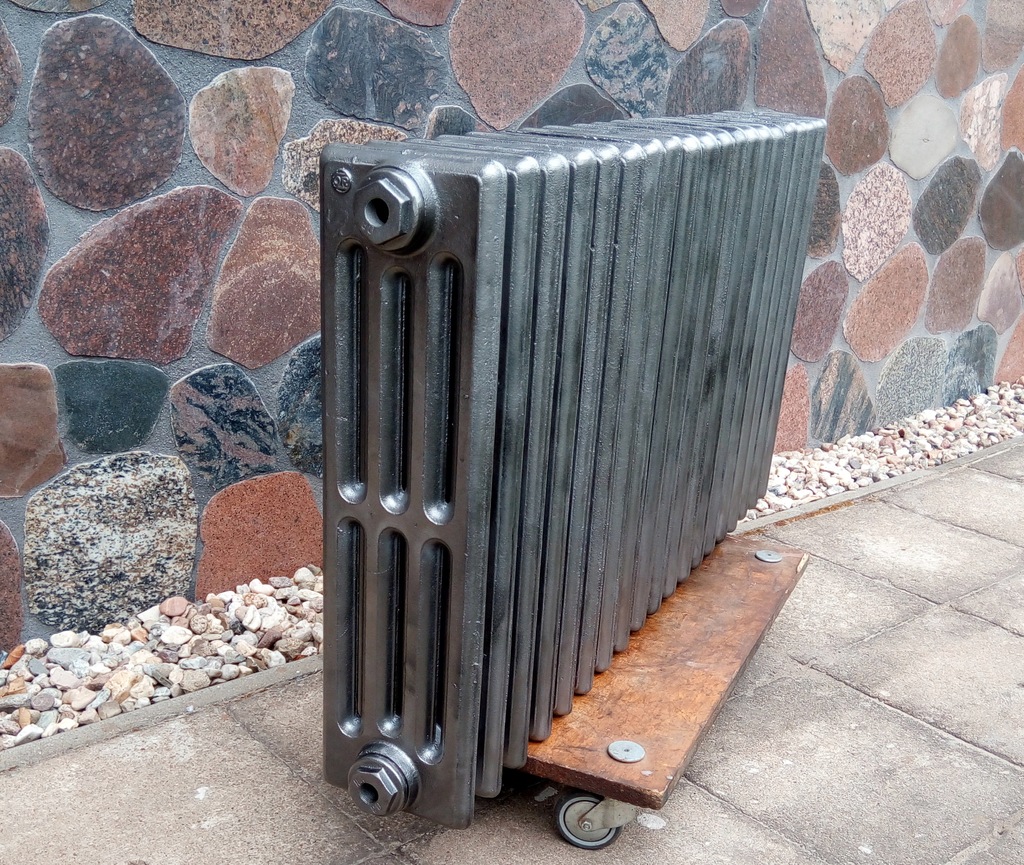 Zabytkowy grzejnik żeliwny kaloryfer po renowacji - 9283446440 ...