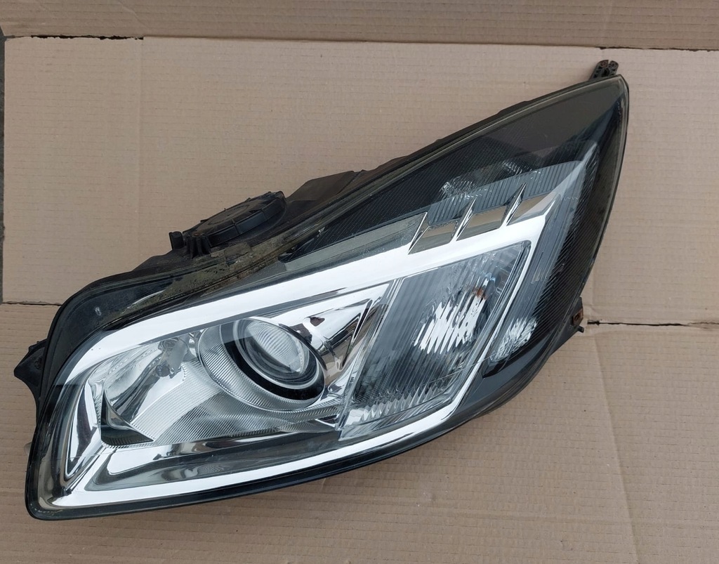 Lampa lewa BI XENON skrętny Opel Insignia 13226792 - 13725394113 - oficjalne archiwum Allegro
