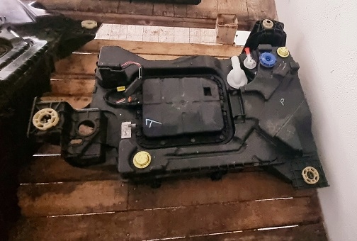 Zbiornik AdBlue PEUGEOT 5008 II 9825645580 MGIC-SC - 12693087784 ...