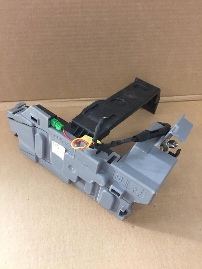 Volvo OE 31456002 KLEMA BEZPIECZNIK SKRZYNKA - 11475426705 - oficjalne ...