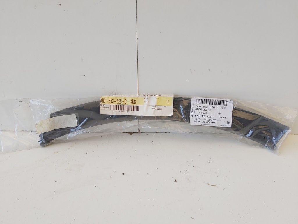AUDI Q5 8R0 LISTWA NAKŁADKA ZDERZAKA 8R0853828 C - 10441660908 ...