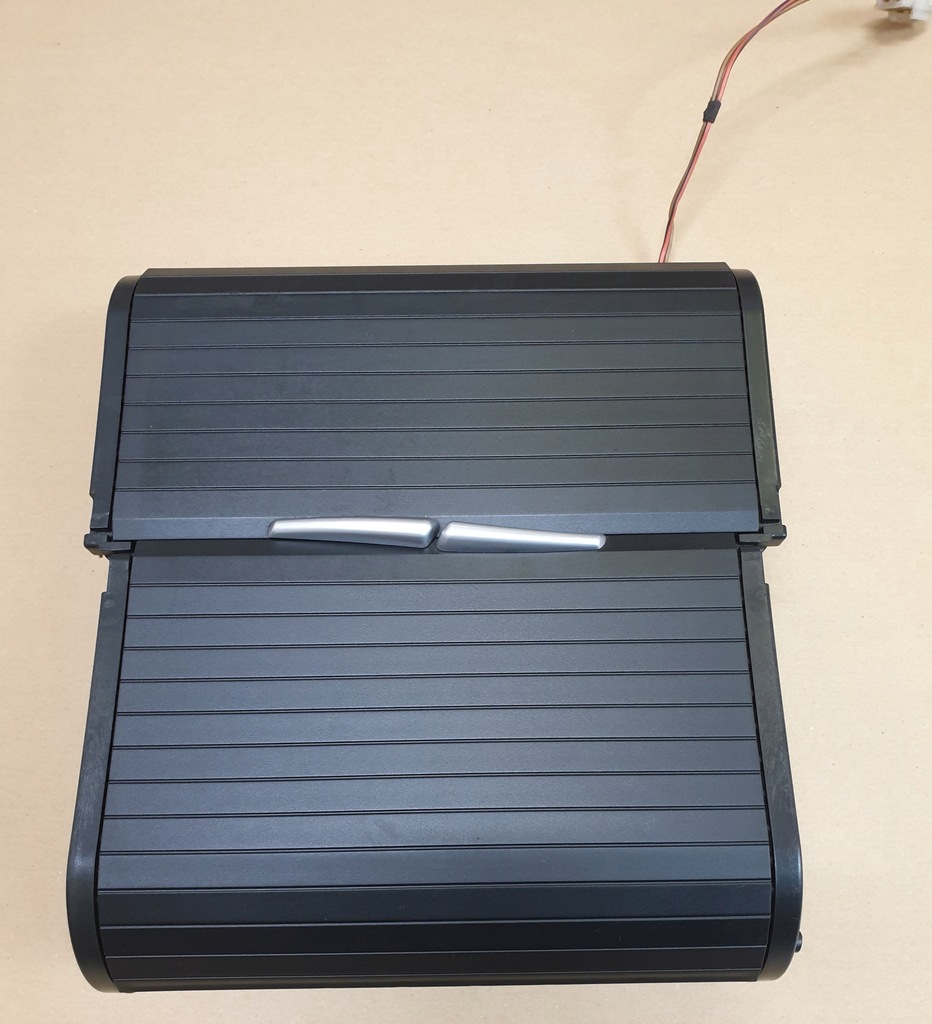 SCHOWEK UCHWYT NA KUBKI CUPHOLDER TYŁ BMW X6 E71 - 14306896840 ...