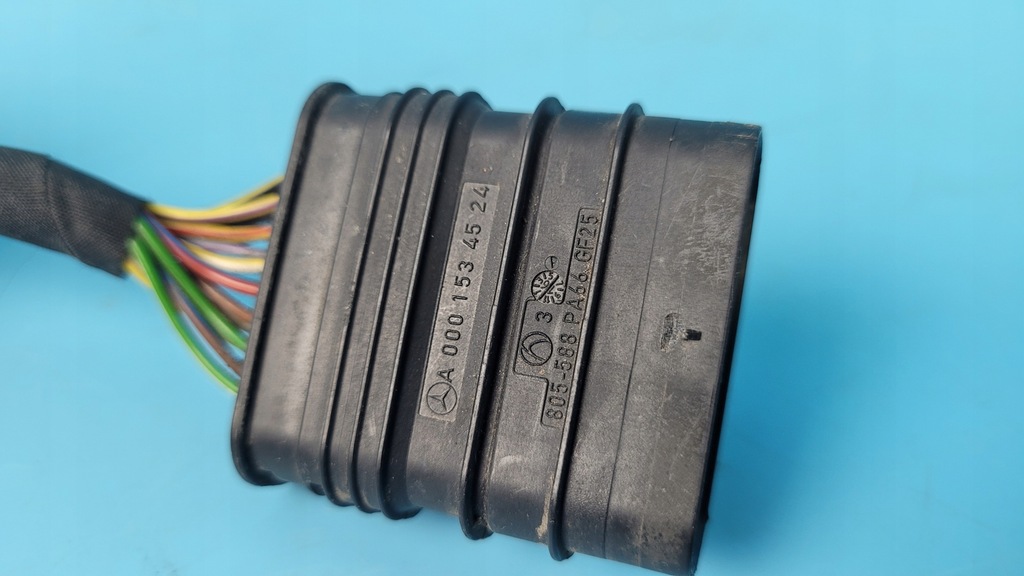 MERCEDES KOSTKA WTYCZKA A0001534524 16 PIN - 12292646345 - oficjalne ...