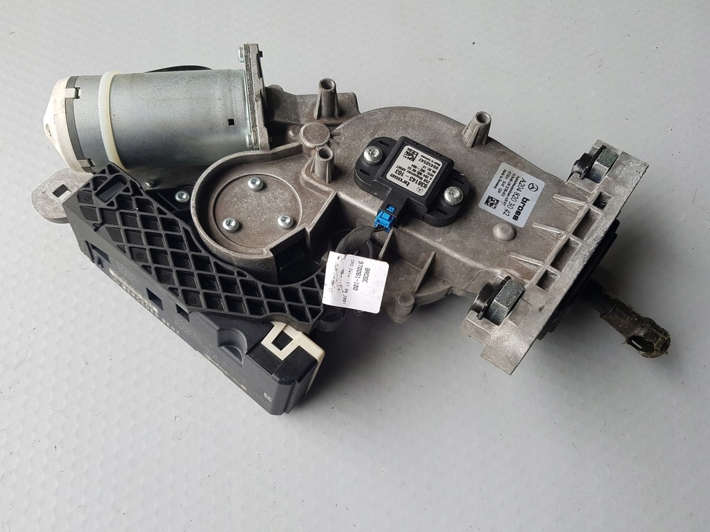 MERCEDES W212 SILNIK KLAPY BAGAZNIKA 2048203042 - 12204004783 ...