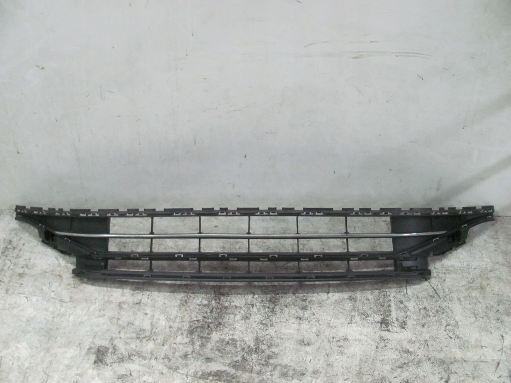 VW Passat B8 lift kratka zderzaka 3G0853677AA - 13102324055 - oficjalne archiwum Allegro