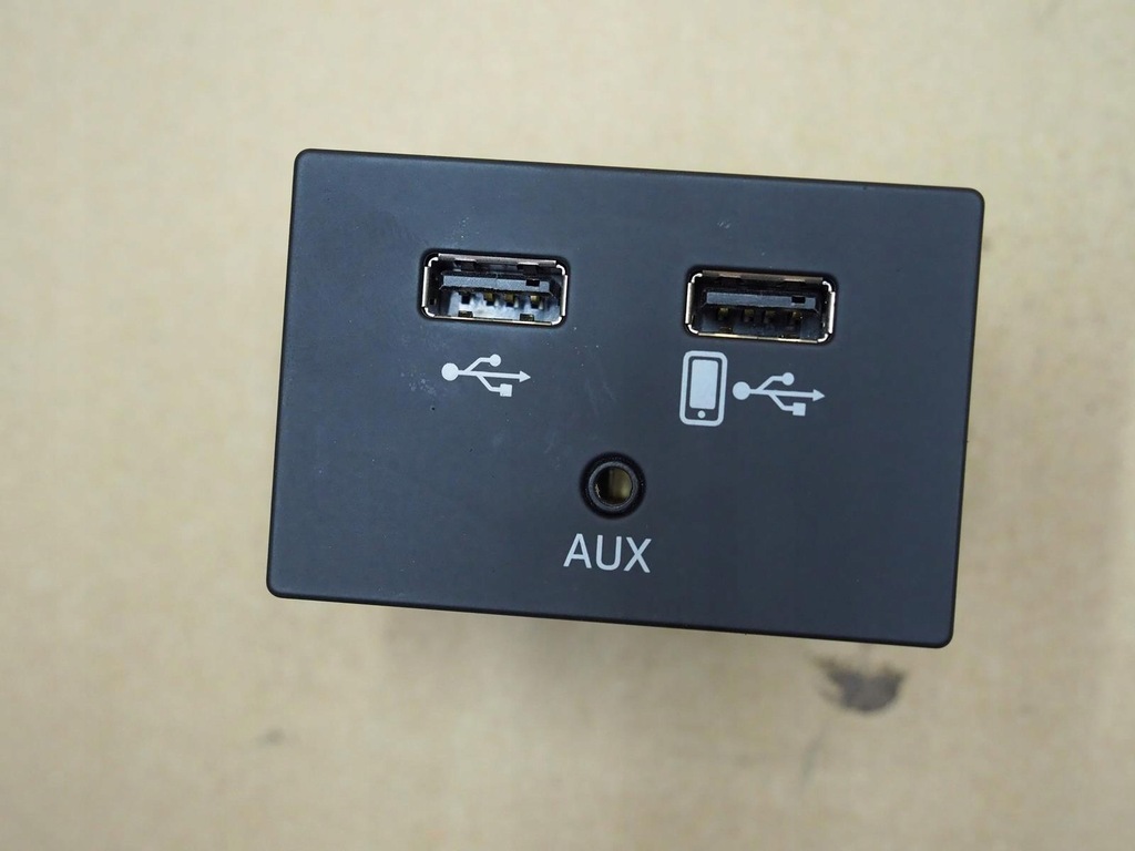 AUDI A6 C7 A7 PORT GNIAZDO USB 4G0035736 - 13270836736 - oficjalne ...