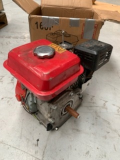 SILNIK SPALINOWY 7.0HP OHV UBIJARKA R-520 - 12104704402 - oficjalne archiwum Allegro