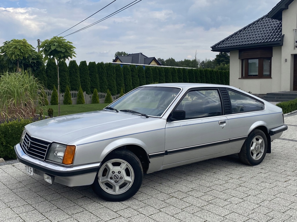 # Opel Monza 2,8S # Pierwsza seria # - 12497156513 - oficjalne archiwum ...