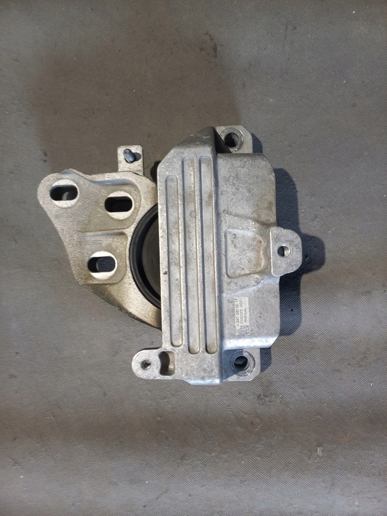 MERCEDES A177 ŁAPA PODUSZKA SILNIKA A2472400017 - 13471739023 ...