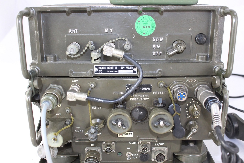 PRC-77 - nowoczesna wersja samochodowa z PA - 7090896033 - oficjalne ...