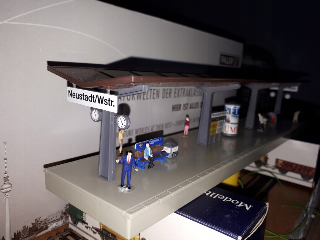 FALLER H0 PERON NAPED FIGURKI NOWY RARYTAS ZLOZONY - 7803779777 - oficjalne archiwum Allegro