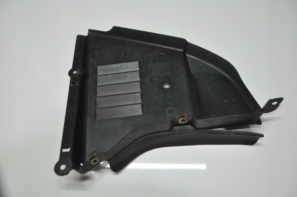 BMW E60 OSŁONA DOLNA TRÓJKĄT NADKOLE PRAWY 7033754 - 14321348394 ...