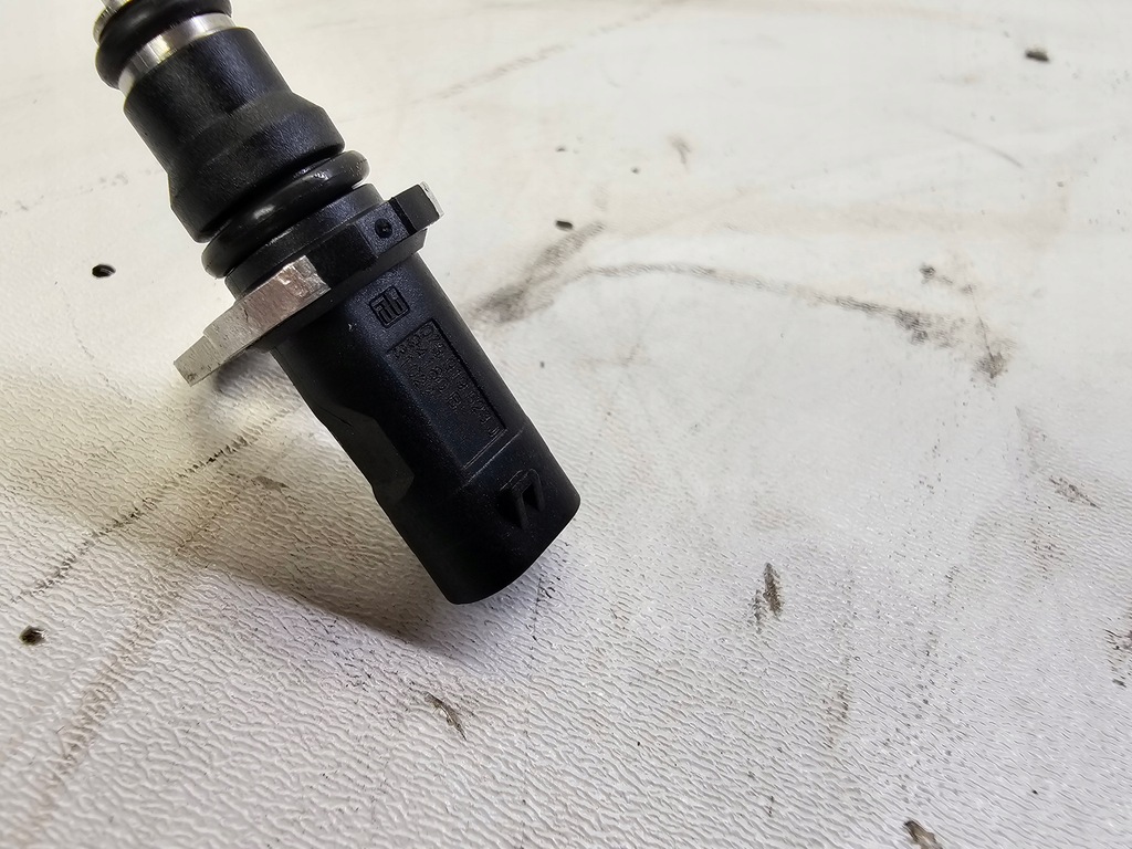 CZUJNIK TEMPERATURY CIECZY S3 GOLF GTI 079919523J - 13960504846 ...