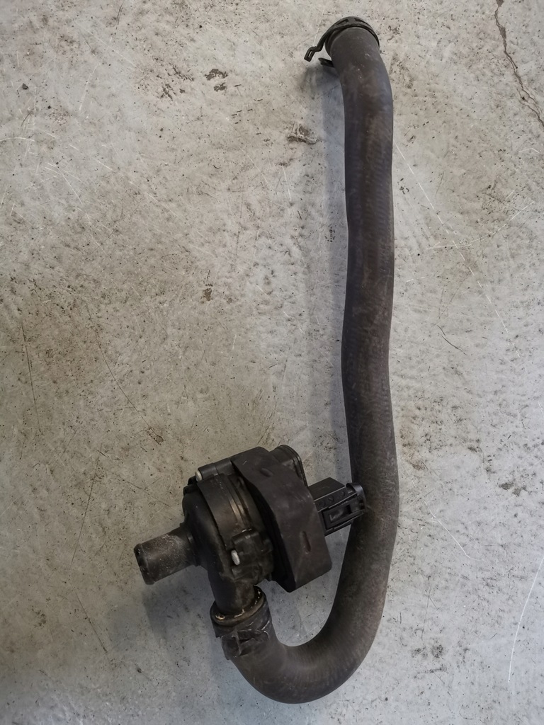 MERCEDES SPRINTER 906 CRAFTER POMPA OBIEGU WODY - 11125360696 - oficjalne archiwum Allegro