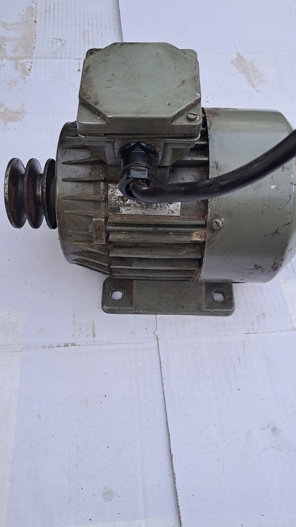 Silnik elektryczny Sh80-4A 0,55 KW 1400obr/min BESEL - 14634293109 - oficjalne archiwum Allegro