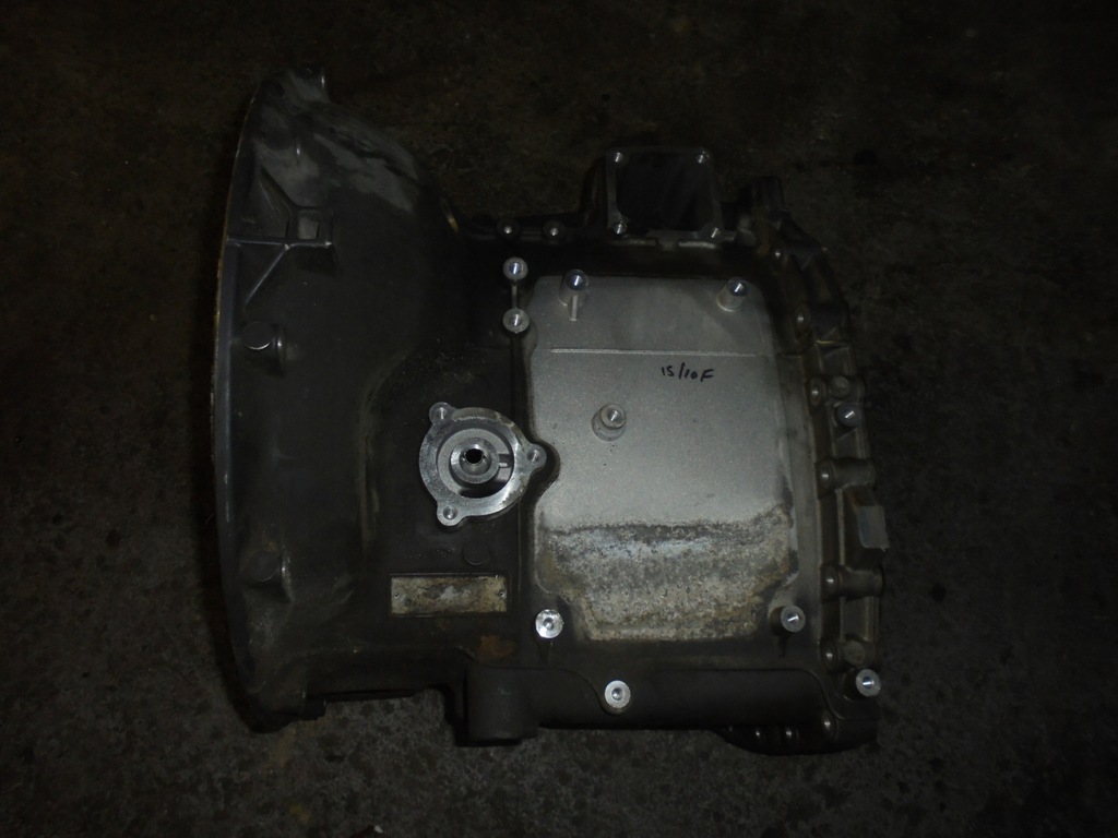 OBUDOWA SKRZYNI BIEGÓW SCANIA 2422161 - 10162295763 - oficjalne ...