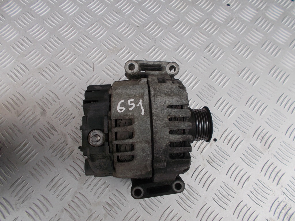Mercedes VITO VIANO 639 alternator A0009067900 - 12816809493 ...