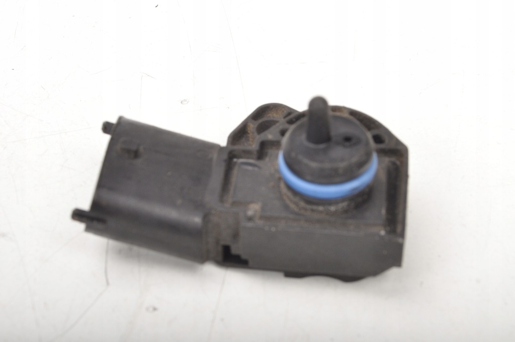 VOLVO V50 2.4 20V CZUJNIK CIŚNIENIA PALIWA 8699448 - 11712748019 ...