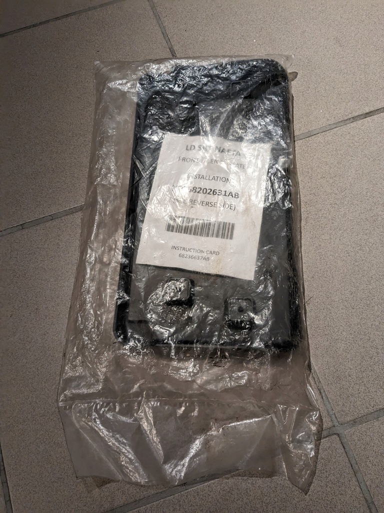 MOPAR uchwyt pod tablicę rejestracyjną Dodge Charger 2015+ 68202631AB ...