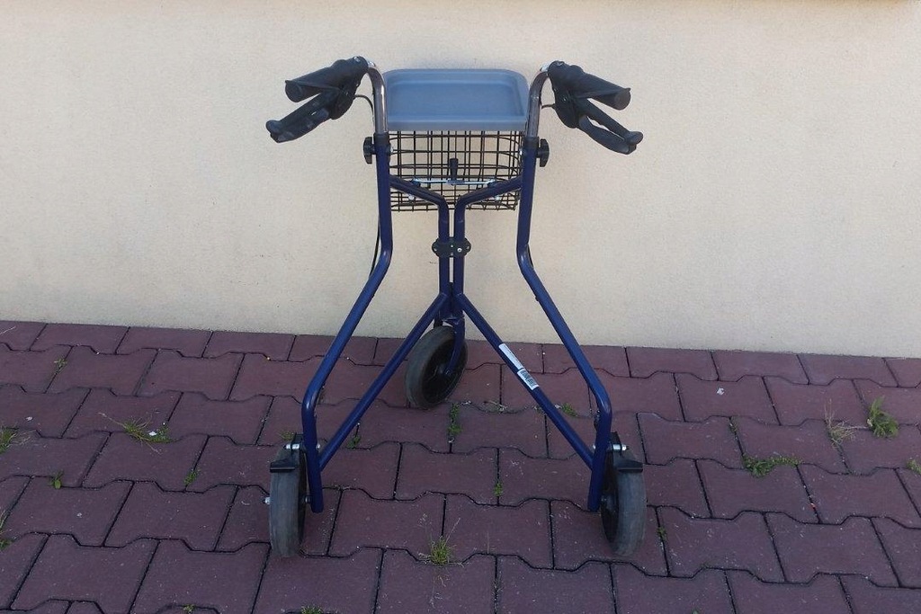 TRZYKOŁOWY CHODZIK BALKONIK WÓZEK REHABILITACYJNY - 7441128053 ... TRZYKOŁOWY CHODZIK BALKONIK WÓZEK REHABILITACYJNY - 7441128053 ...