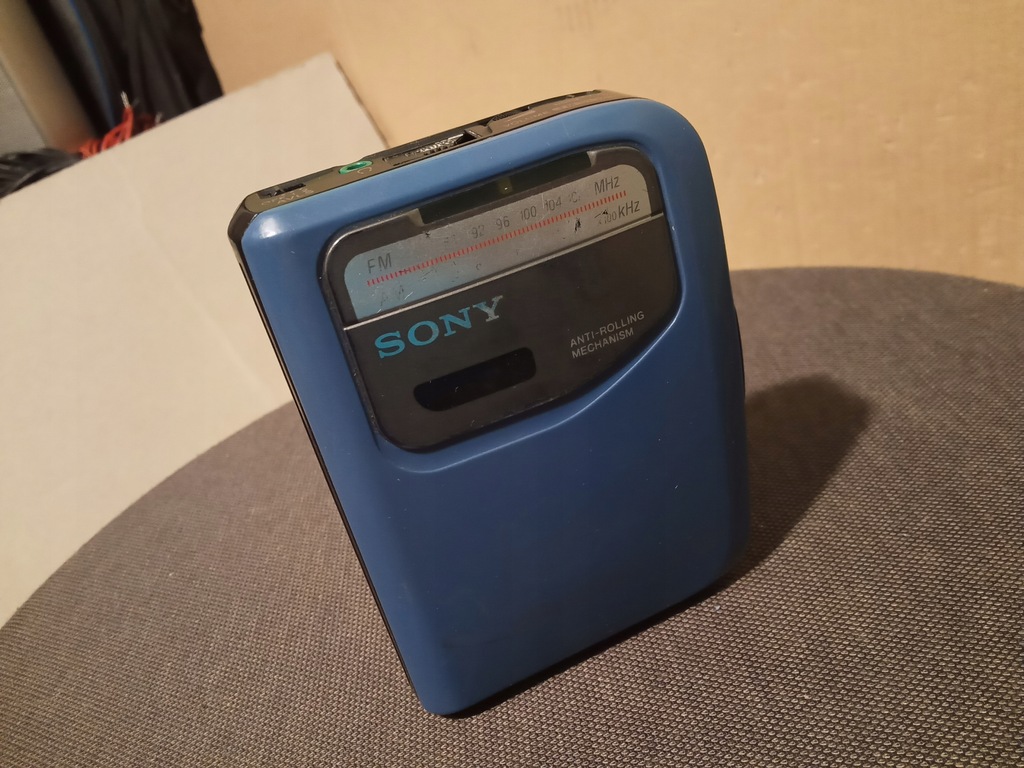 SONY WM-FX101 ( szpulki wolno się kręcą , tuner w porządku ...