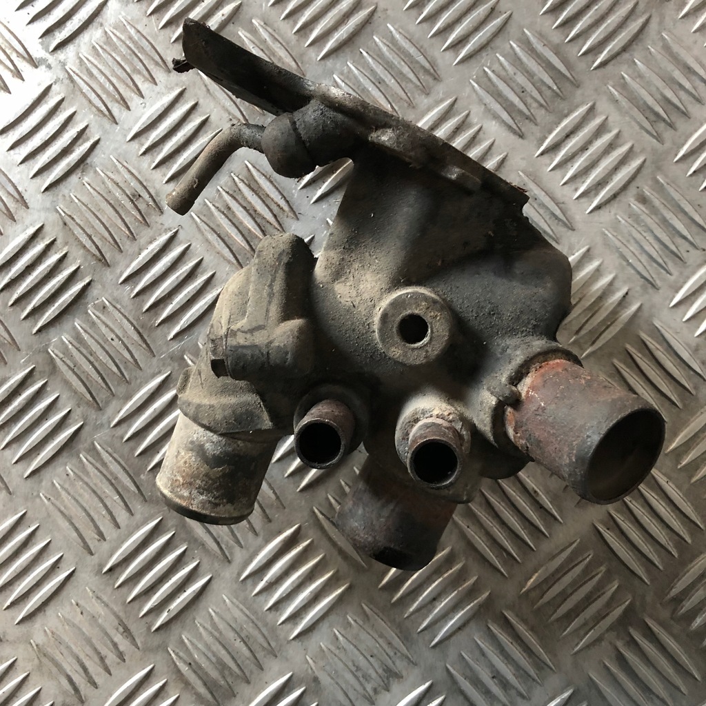 OBUDOWA TERMOSTATU RENAULT MASTER 99471305 - 11901444799 - oficjalne ...