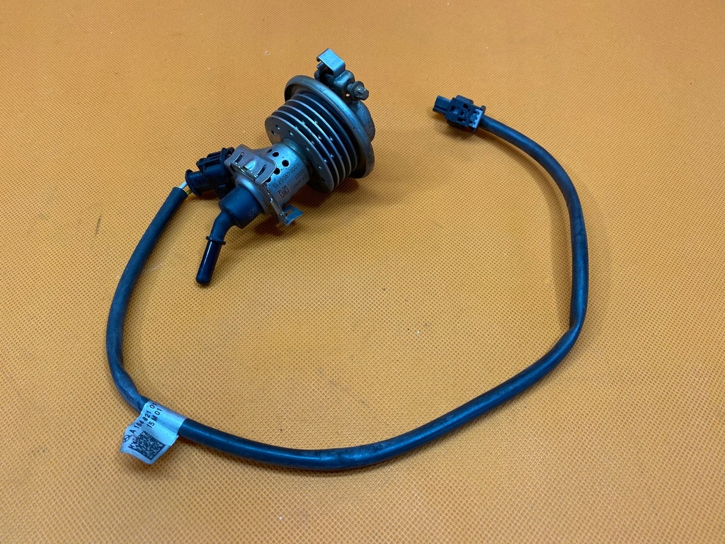 MERCEDES W212 LIFT WTRYSKIWACZ ADBLUE A0004900713 - 10564437125 ...