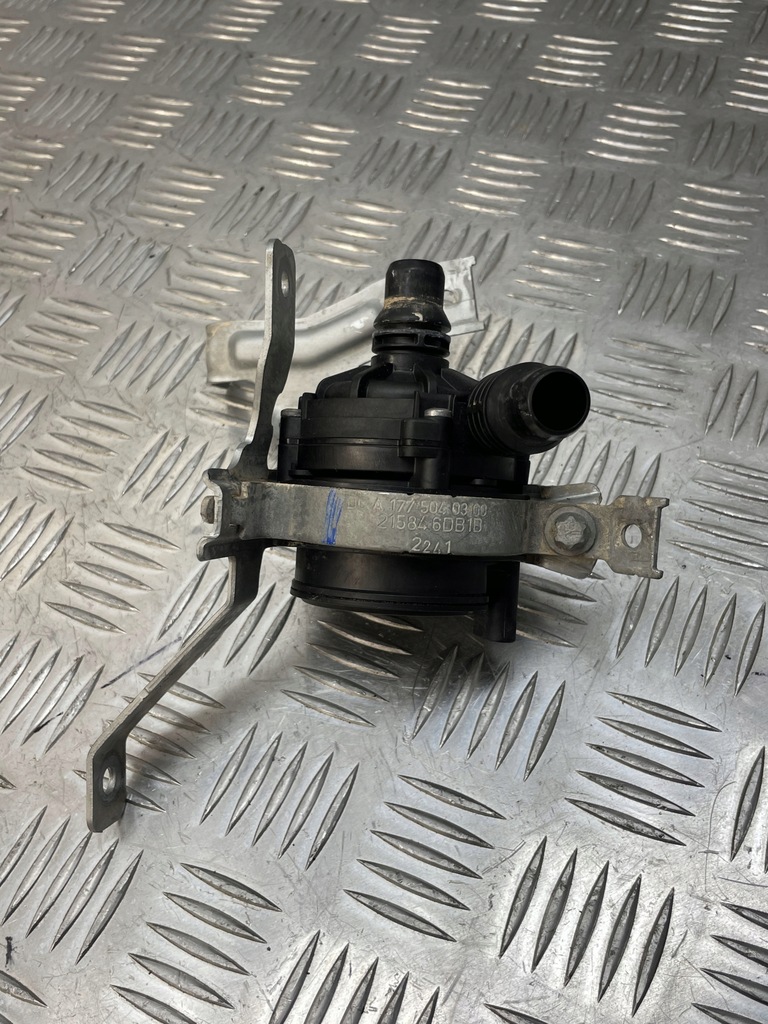 MERCEDES W206 DODATKOWA POMPKA POMPA WODY A0005003600 - 17458323824 ...