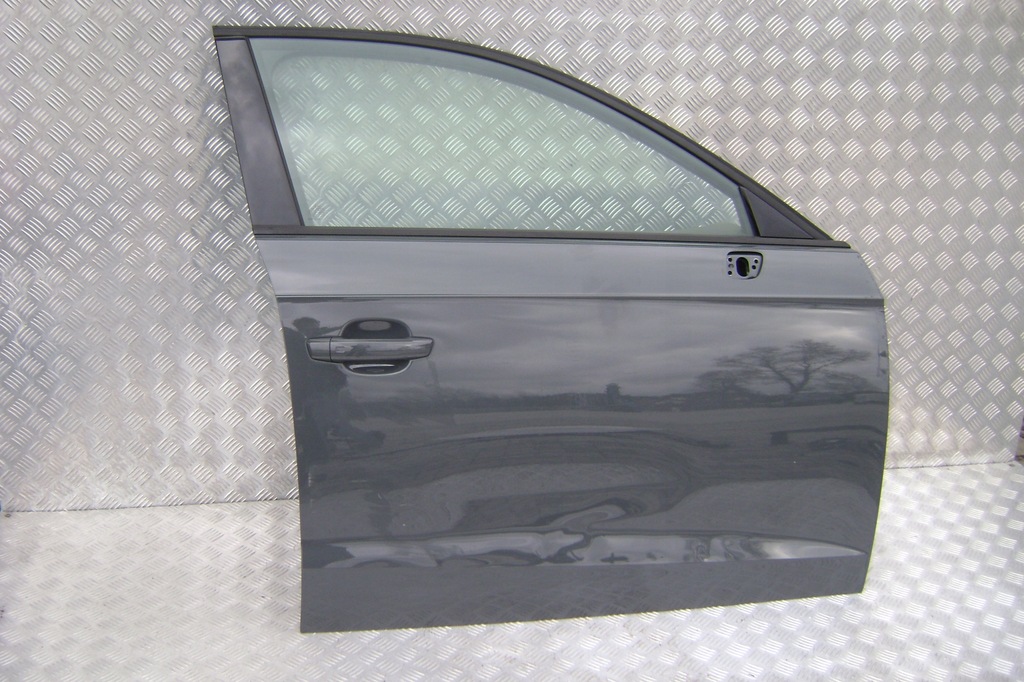 AUDI A3 8V SPORTBACK - DRZWI PRZEDNIE PRAWE - 13501585969 - oficjalne archiwum Allegro