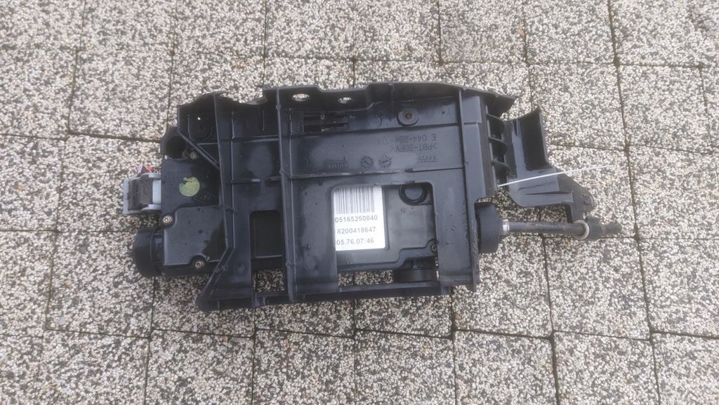 SILNICZEK HAMULCA RĘCZNEGO-SCENIC 2 II 8200418647 - 13142846197 - oficjalne archiwum Allegro