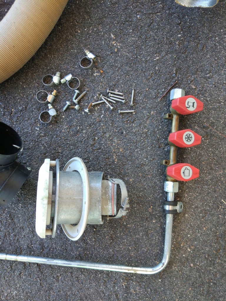 Truma Trumatic C 6002 ogrzewanie gazowe bojler - 8199259262 - oficjalne ...