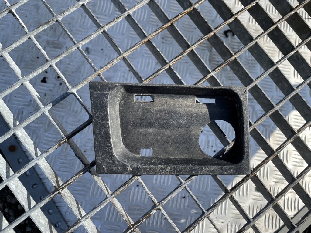 ZAŚLEPKA ZDERZAKA PRZÓD JEEP CHEROKEE WK2 LIFT - 13019451339 ...