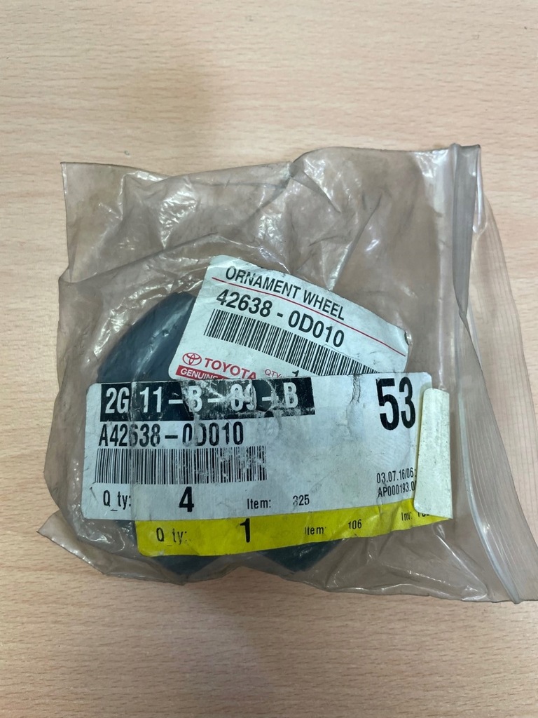 DEKIELEK FELGI TOYOTA YARIS 42638-0D010 - 13609363624 - oficjalne ...