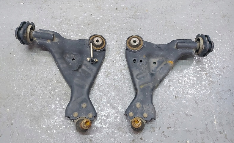 MERCEDES W447 WAHACZ PRAWY PRZÓD A4473301507 ORYG - 11131049980 ...