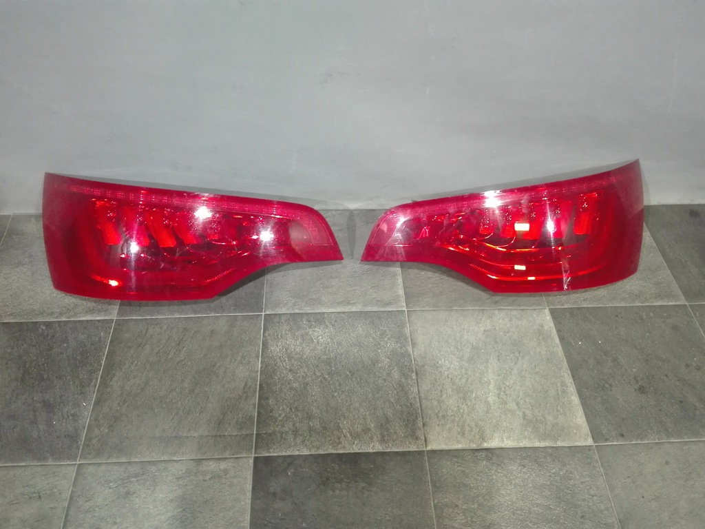 komplet lamp tył Audi Q7 4L0945093F 4L0945094F - 6863012229 - oficjalne ...