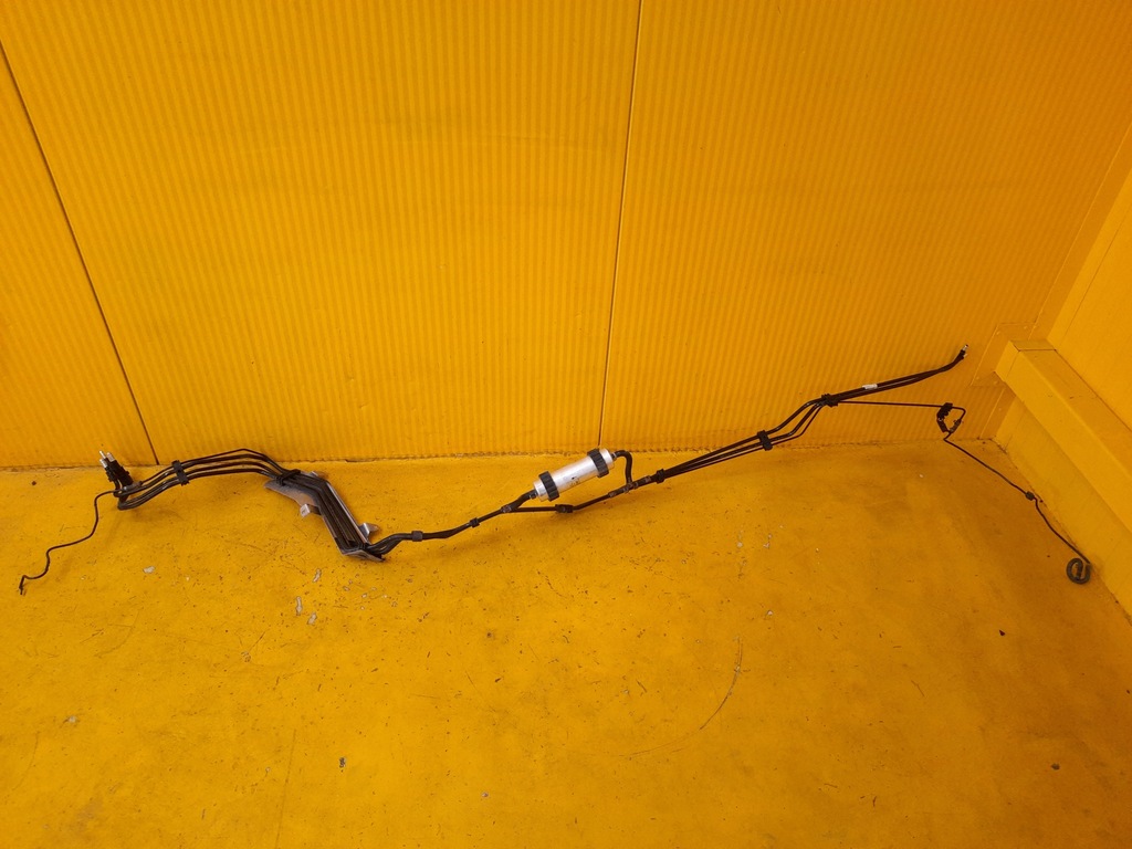 AUDI A4 B9 2.0 TDI PRZEWÓD PALIWA 8W0261529G - 12182163305 - oficjalne ...