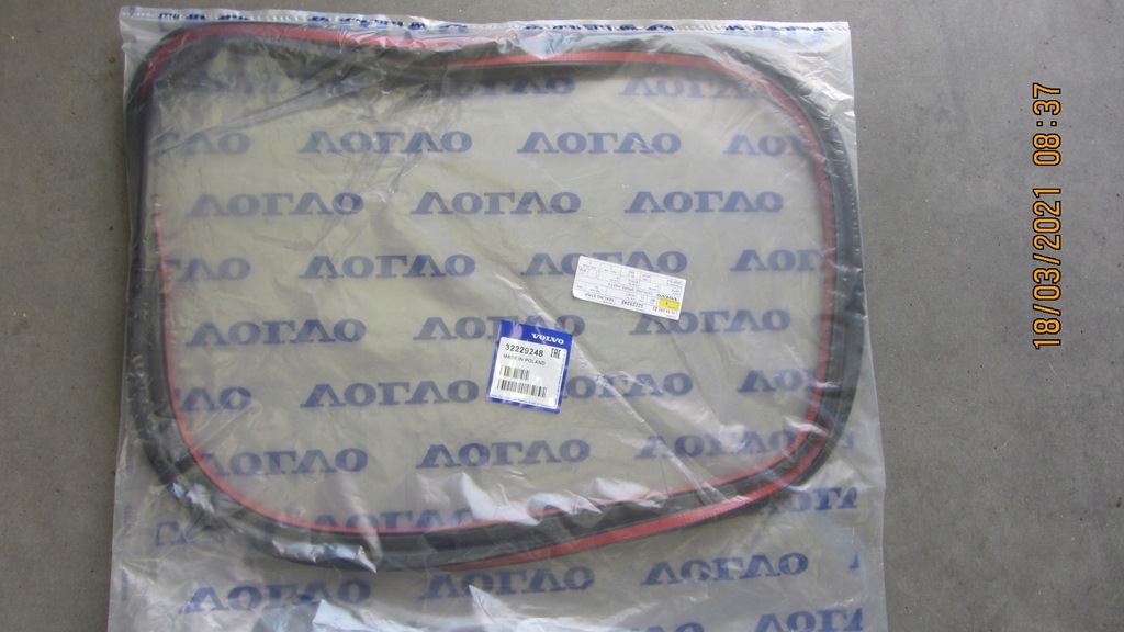 Uszczelka drzwi VOLVO XC90 32229248 - 10514240952 - oficjalne archiwum ...