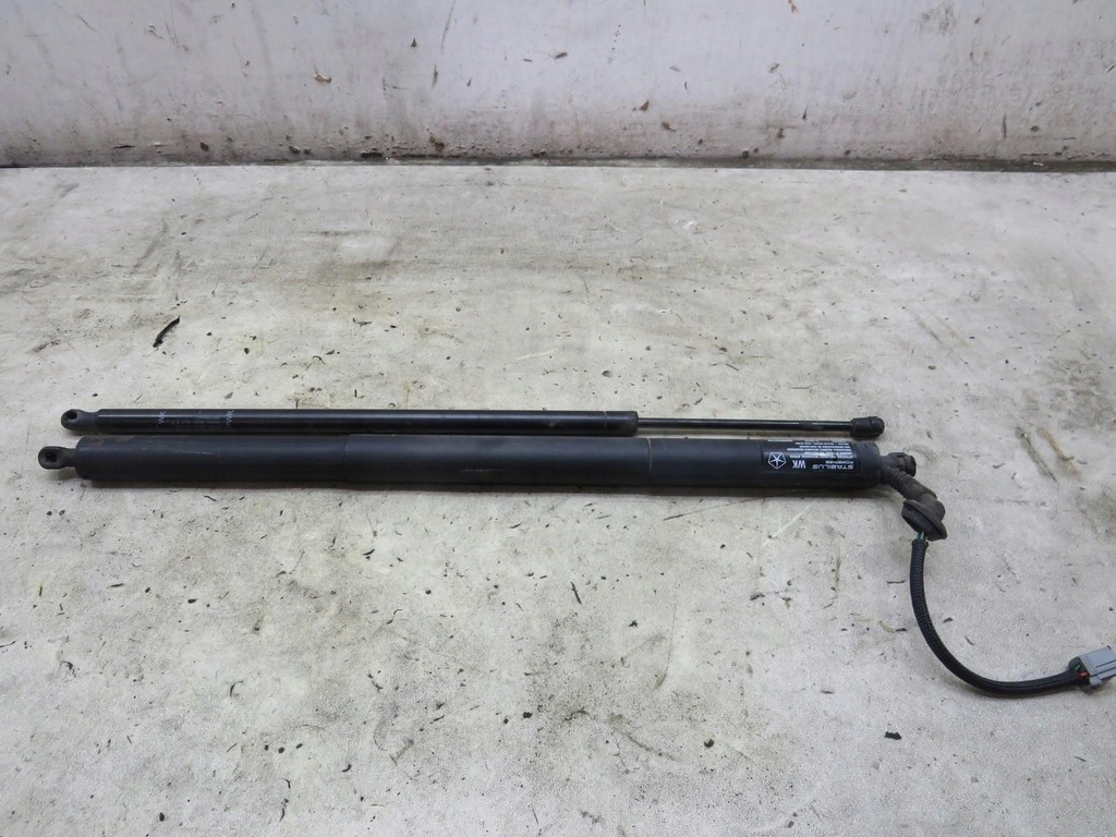SIŁOWNIK TELESKOP KLAPY JEEP WK2 55399277AE - 13591228480 - oficjalne ...