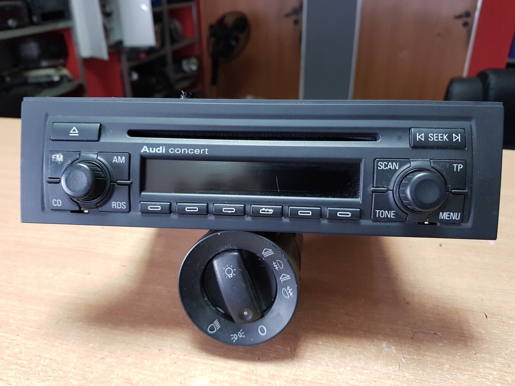 Radio CD Concert II Audi A4 B6 B7 8e0035186d - 11898077154 - oficjalne archiwum Allegro