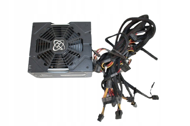 Zasilacz ATX 650W XFX PRO650 XPS-650W-SEW - 12668231020 - oficjalne ...