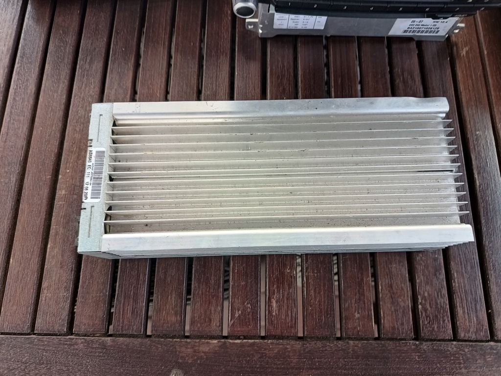 BMW e60 e63 e87 e90 e92 e91 wzmacniacz logic 7 harman kardon ...
