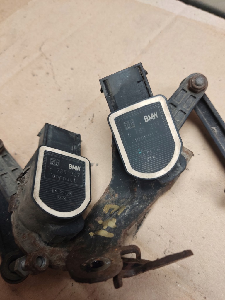 Czujnik poziomu BMW OE 6785207 E71 E60 E90 E87 E93 - 12834954676 - oficjalne archiwum Allegro