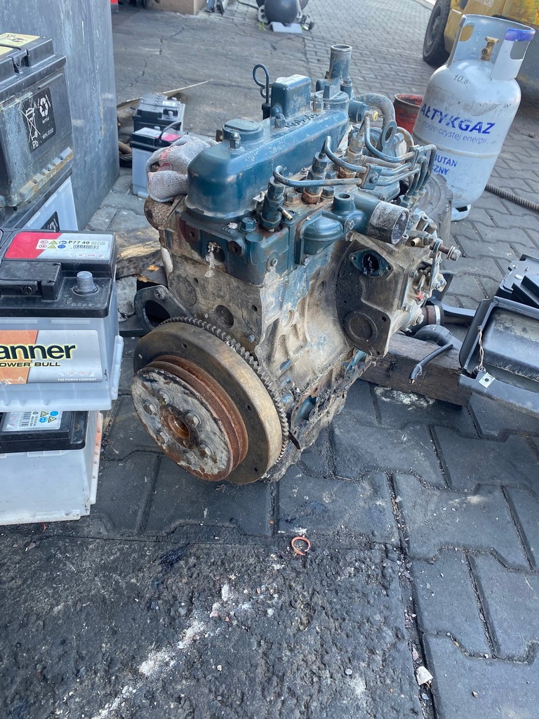 silnik 3-cylindrowy KUBOTA D1105-E diesel - 12267011319 - oficjalne archiwum Allegro