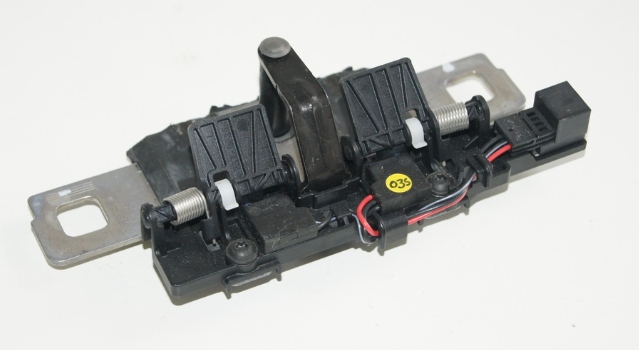 Zamek / DOCIĄG KLAPY Audi Q5 Q7 Q8 80A827507A - 12069357572 - oficjalne ...