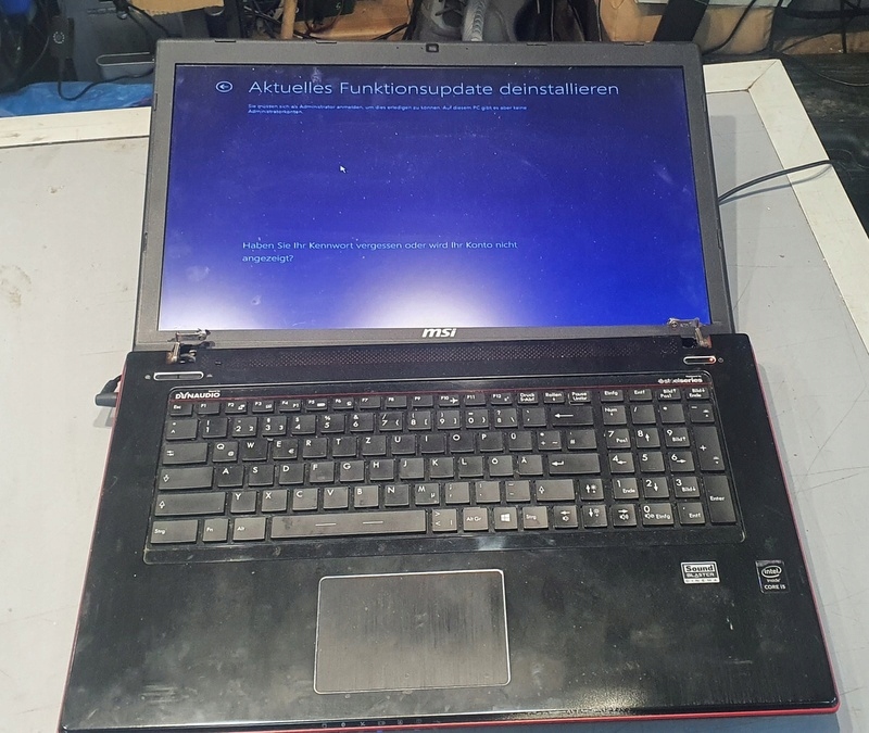 Laptop MSI MS-1759 17,3 " Intel Core i5 - 12282821732 - oficjalne ...